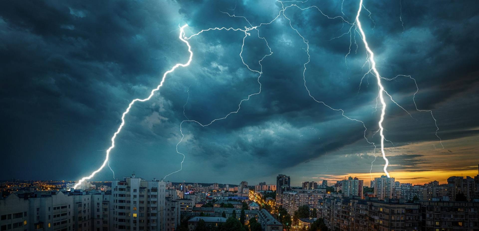 Dégâts causés par un orage : comment fonctionne l'assurance ? - Allianz